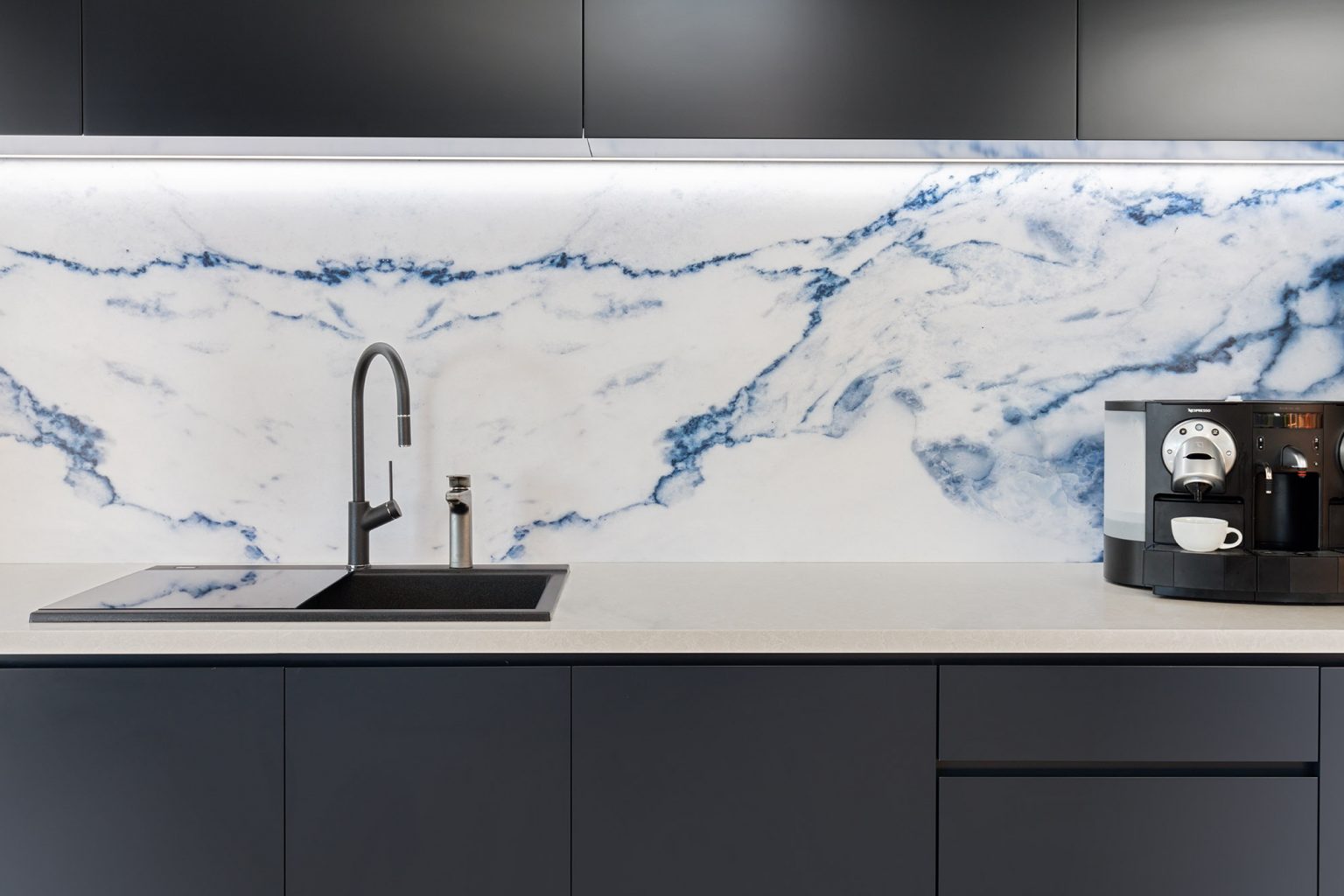 2021 Kitchen splashbacks trends - DecoSplash